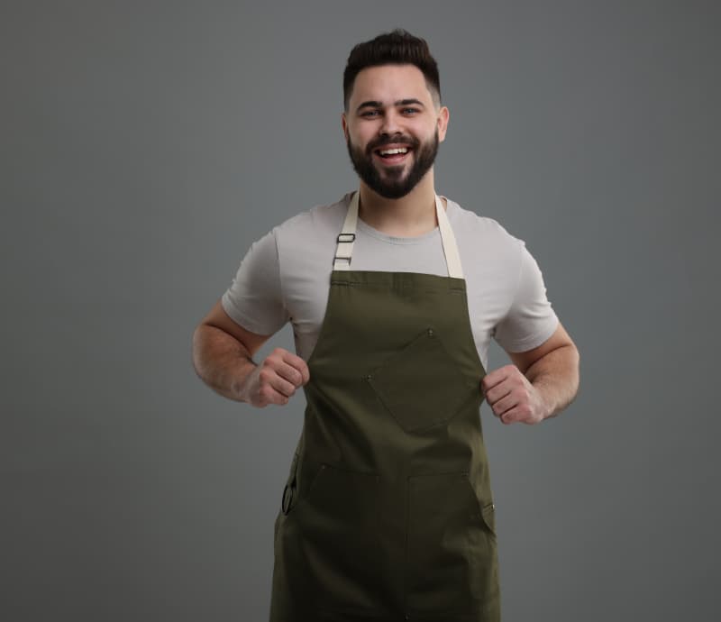 Why branded aprons are a smart choice for food retail teams